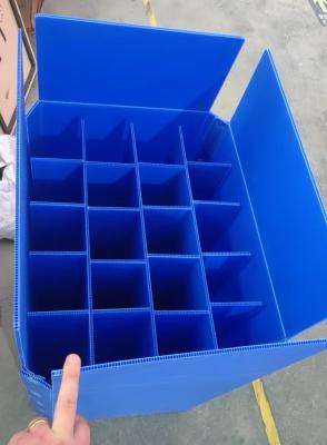 China Durable Plastic Dividers Box with Adjustable Partitions 33x23x5 cm Stackable Storage Container for sale