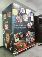China -18℃ Frozen Vending Machine Frozem Meals Vending Machine With 45s Rapid Heating for sale