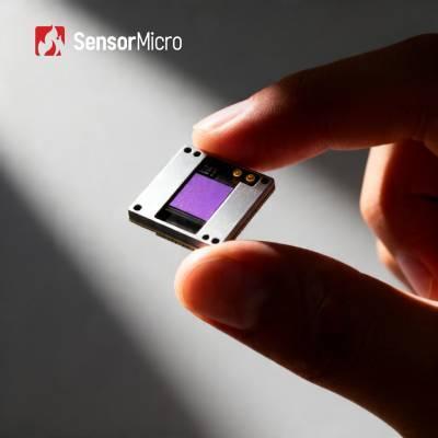 China Mini Uncooled Infrared Detector with 400x300 Resolution and 12μm Pixel Pitch Using Vanadium Oxide Material for sale