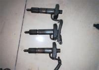 China 2nd Hand Yanmar Fuel Injector 729503-53100 Steel Material For Excavator 3TNE84 4TNE84 for sale