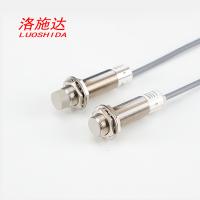 China Flush Capacitive Proximity Sensor For Plastic Detection DC M18 Cylindrical Brass Tube for sale