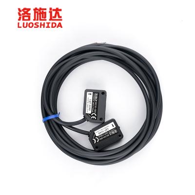 China Q31 PNP Output Laser Through-Beam Photoelectric Sensor 1ms Response Time Visible Red Light 660nm for Industrial Manipulators for sale