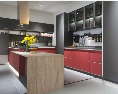 China 18mm Walnut Wood Modern Modular Kitchen Cabinets 3D Customized for sale