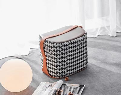 China Nordic Creative Saddle Handheld Leather Stool Light Luxury Sofa Footstool Furniture for sale