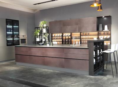 China 8.5m Brown Modern Modular Kitchen Cabinets 304 Brown Stainless Steel Sets for sale