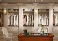China 4000mm 5 Door Solid Wood Combined Wardrobe And Drawers Carved Finished for sale