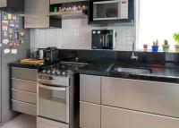 China 3500mm Modern Brown Cabinet Kitchen L Shaped Pantry For Apartment Villa for sale
