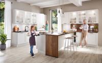 China 75in Family Stained Plywood Modern Beadboard Kitchen Cabinets U Shape Particle Board for sale