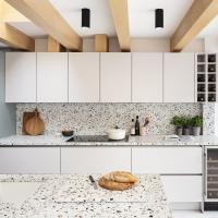 China Customize Modern Modular Kitchen Cabinet With Microwave And Oven Cabinets for sale