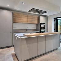 China Laminate Modern Modular Kitchen Cabinets High Gloss Finish And Quartz Top for sale