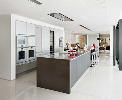 China DTC 200cm Modern Stained Kitchen Cabinets With Painted Island Breakfast Bar for sale