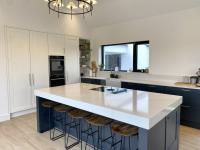 China 50mm High Gloss Kitchen Island Storage Cabinets Blue And White Carcase for sale