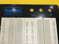China 1680 Points White Electronic solderless breadboard & prototyping board with metal plate for sale