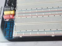 China 1660 Points Electronic solderless breadboard & prototyping board with metal plate for sale