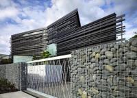 China 2.5-3.7mm Galvanized Welded Wire Mesh Gabion Steel Mesh For Building Exterior Walls for sale