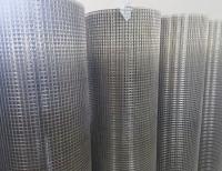 China 10m Length Welded Wire Mesh Hot Dipped Galvanized Corrosion Resistant Mesh Panels for Security and Construction Projects for sale