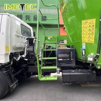 China Truck-Mounted Bedding Mixer Spreader – Integrated Chassis Unit for Dairy Cattle & Sheep Farm Operations for sale