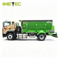 China Large Dairy Cubicle Bedding Spreader Distributor Goat Farming Machinery for sale