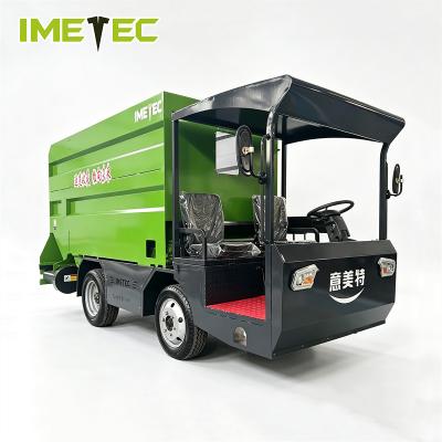 China 4WD Electric Feed Distribution Silage Wagon Spreader Hay Spreading Car for sale