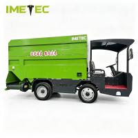 China Customized Four Wheel Electric Feed Spreader TMR Wagon Cart Full Hydraulic for sale