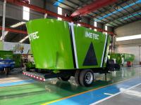 China 16 Cubic Meters Vertical Feed Mixer Wagon with Q355B Manganese Plate and Tungsten Carbide Coating for sale