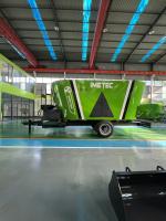 China 16 Cubic Meters Vertical Feed Mixer Wagon with Q355B Manganese Plate and Tungsten Carbide Coating for sale