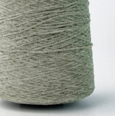 China Glitter Chenille Yarn 95 Polyester 5 Sliver Ne 12NM Dyed And Raw White Anti Pilling for sale