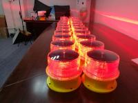 China FAA L810 Solar Led Warning Light , Low Intensity Aviation Obstruction Light 1.8w for sale
