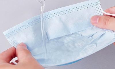 China 175 * 95 Mm Medical Surgical Disposable Face Mask With 3 Ply Melt-Blown for sale