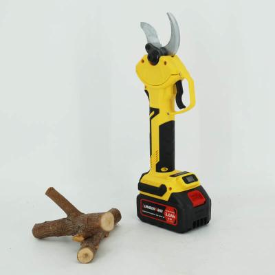 China Professional Cordless Electric Battery Powered Branch Pruners 40mm for sale