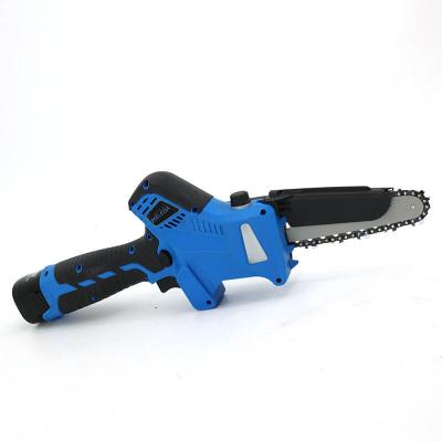 China Powerful 6 Inch Brushless Cordless Chainsaw Battery Operated Electric Tree Pruning Saw for sale