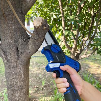 China Compact 6 Inch Battery Electric Chainsaw With Pump Oil System Cordless Mini Chainsaw For Wood Cutting for sale