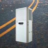 China Industrial Air Conditioner with 3.9 Kw Cooling Rated Power 10~15 Meters Remote Air Supply and 380 V Power Supply for sale