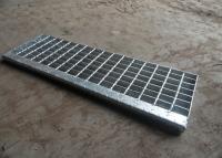 China Hot Dip Galvanised Stair Treads,T1 / T2 / T3 / T4 Bar Grating Stair Treads for sale