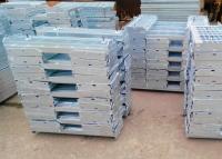 China Hot Dip Galvanised Stair Treads,T1 / T2 / T3 / T4 Bar Grating Stair Treads for sale