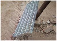 China Catwalk Pressure Locked Steel Grating Hot Galvanized Building Material for sale