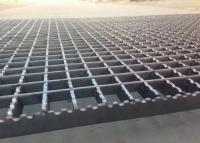 China Customized 30x3 Serrated Steel Grating With Twisted Bars Low Carbon Swage Locked for sale