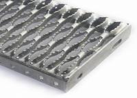 China Anti Skid Galvanized Steel Stair Treads Diamond Grip Flame Retardant for sale