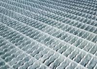 China Serrated Anti Skid Exterior Metal Stair Treads Carbon Steel Q235A Material for sale