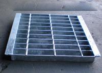China Anti Slip Outdoor Drain Grate Covers , Serrated Steel Trench Covers Grates for sale