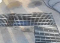 China Twisted Bar Steel Grating Drain Cover Bearing Bar Pitch 30mm Free Sample for sale