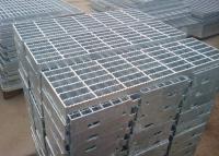 China Checkered Plate Nosing Galvanized Steel Stair Treads 25mm x 3mm for sale