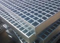China 70mm x 6mm Industrial Floor Grates Galvanized Steel Grating Platform Cross Bar 8mm x 8mm for sale