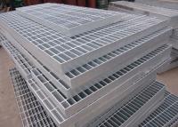 China 70mm x 6mm Industrial Floor Grates Galvanized Steel Grating Platform Cross Bar 8mm x 8mm for sale