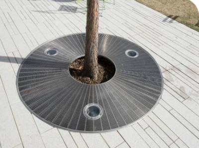 China Premium Tree Pool Cover with Durable Steel Grating Design for sale