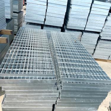 China Steel Bar Grating Used in Floors, Walkways, Platforms and Bridge Decking Type SL Swage-Locked for sale