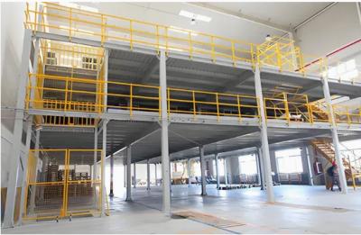 China Hot Dipped Galvanized Steel Stair Treads with Aluminum Perforated Modular Configuration for Heavy-Duty Use for sale