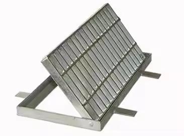 China High Strength Corrosion Resistant Steel Grating Drain Cover with Easy Installation for Trench Drain for sale