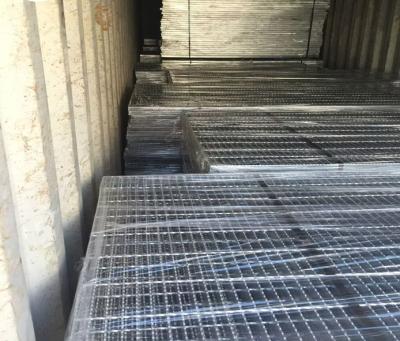 China Stainless Steel 304 Grating for Harsh Chemical and Marine Environments - High Strength Steel Bar Grating for sale
