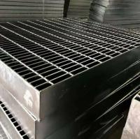 China Hot Dip Galvanized Steel Grating with Customizable Shapes and High Load-Bearing Capacity for Industrial Use for sale